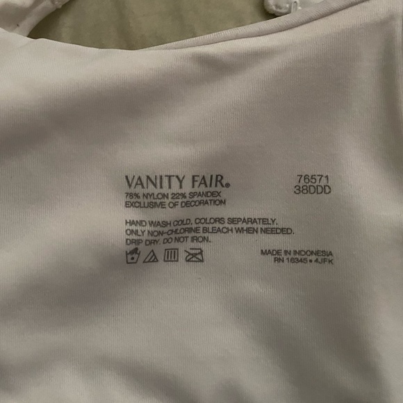 Vanity Fair | Intimates & Sleepwear | Nwot Vanity Fair Radiant ...